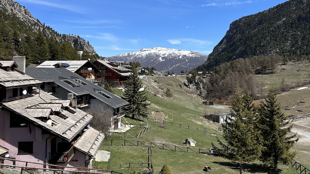 Claviere Italie – Village Alpin & Activités de Montagne